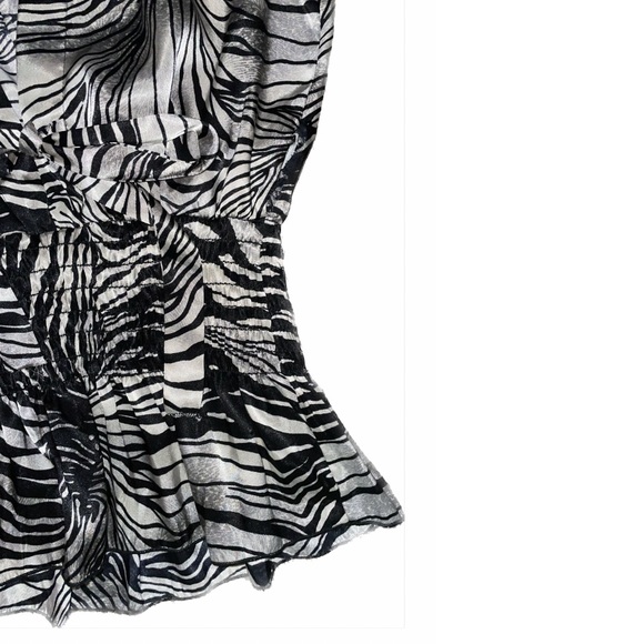 Papaya | Tops | Zebra Print Early 200s Blouse | Poshmark